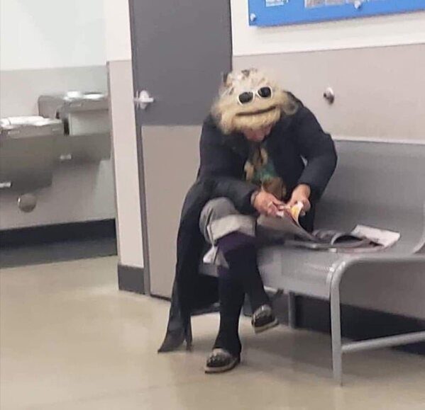 50 Confusing Photos It Might Take Your Dumb Brain 10-15 Seconds To ... 50 Confusing Photos It Might Take Your Dumb Brain 10-15 Seconds To ...