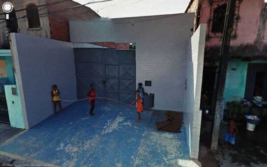 40+ Awkward And Unexpected Moments Captured On Google Street View
