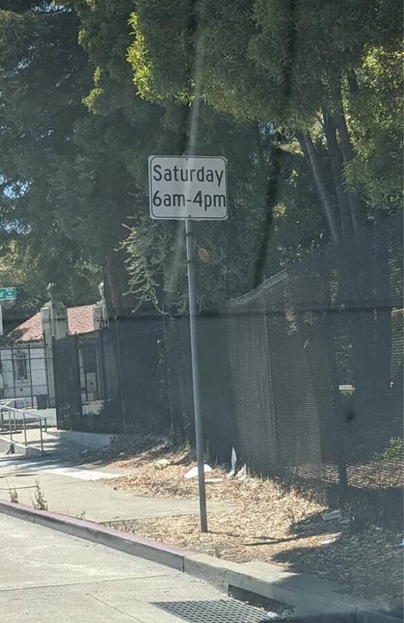 Useless, Unsuccessful, And/Or Unpopular Signage (35 Pics)