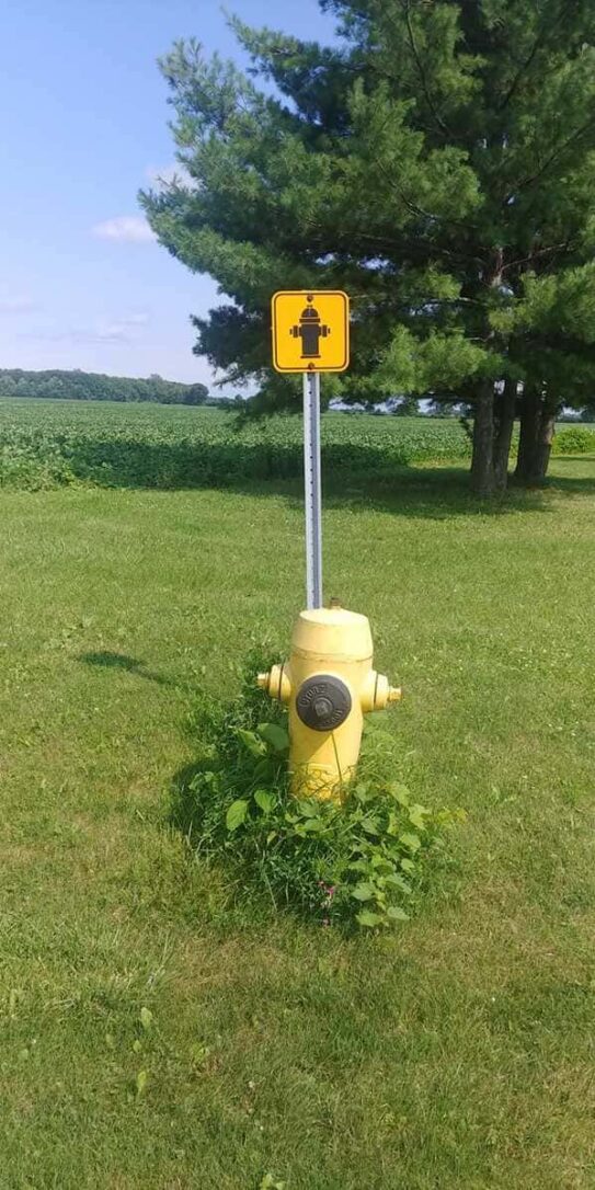 Useless, Unsuccessful, And/Or Unpopular Signage (35 Pics)